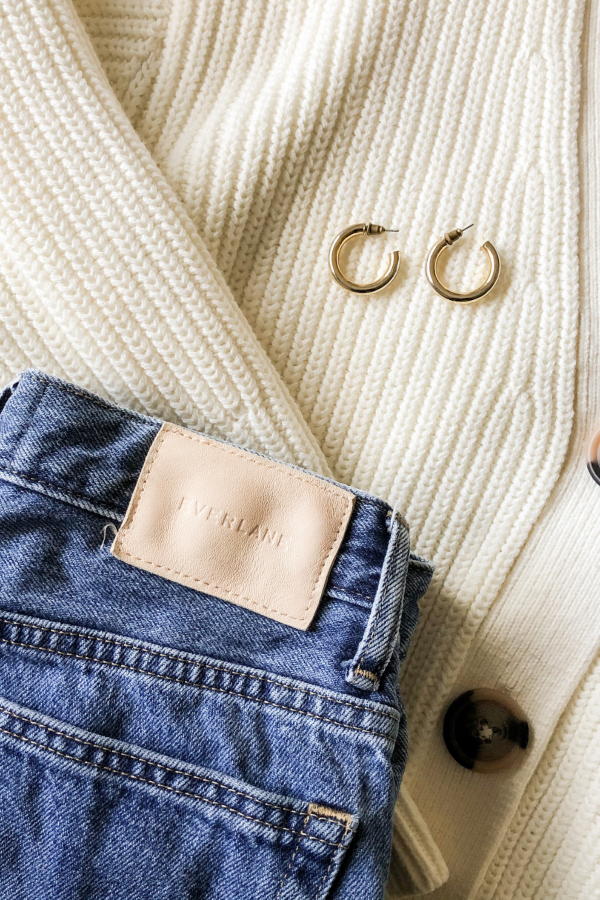 Simple Minimalist Style Hacks For a Small Wardrobe - Sincerely, Denise